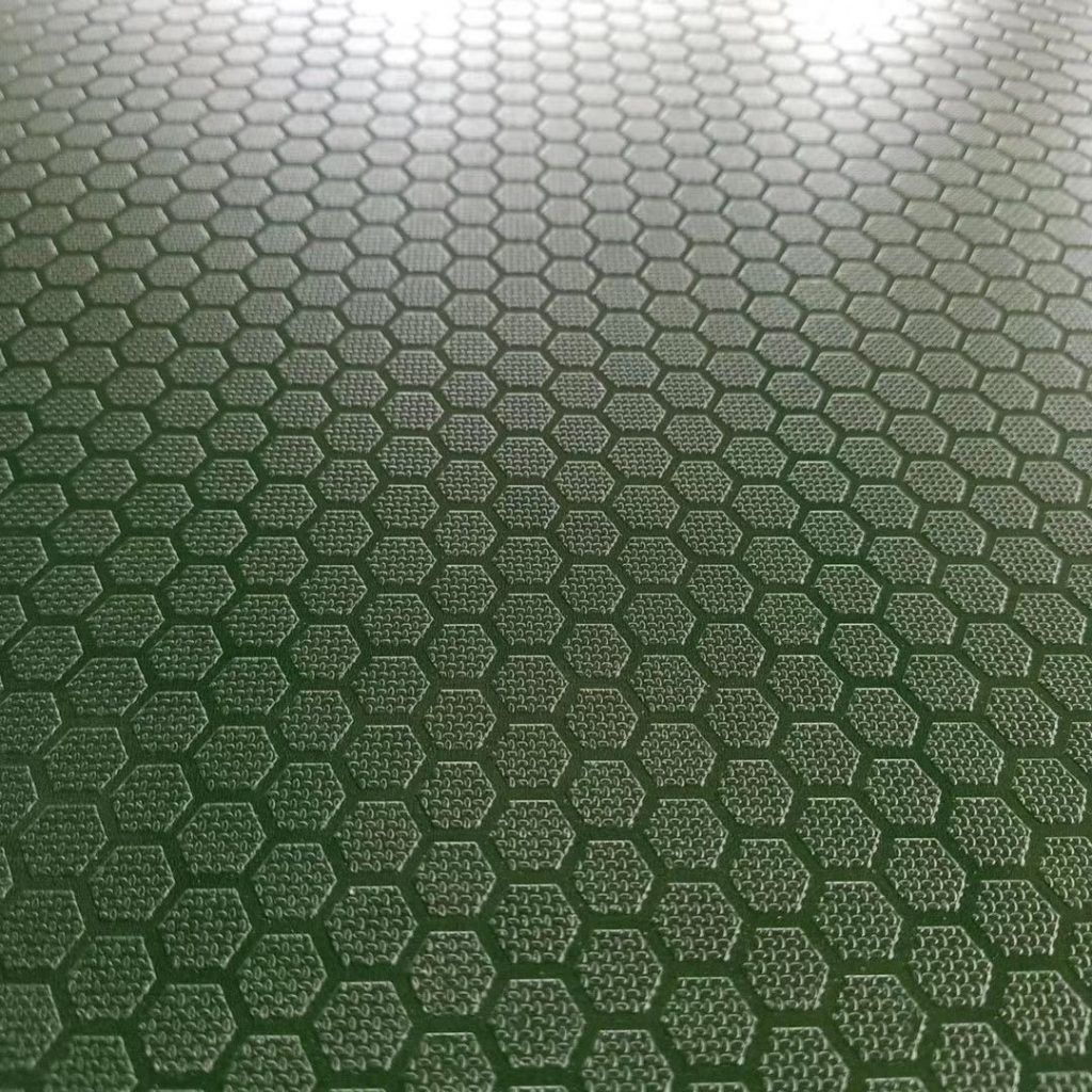 Anti slip plywood-hexagrip pattern - Plywood Supplier